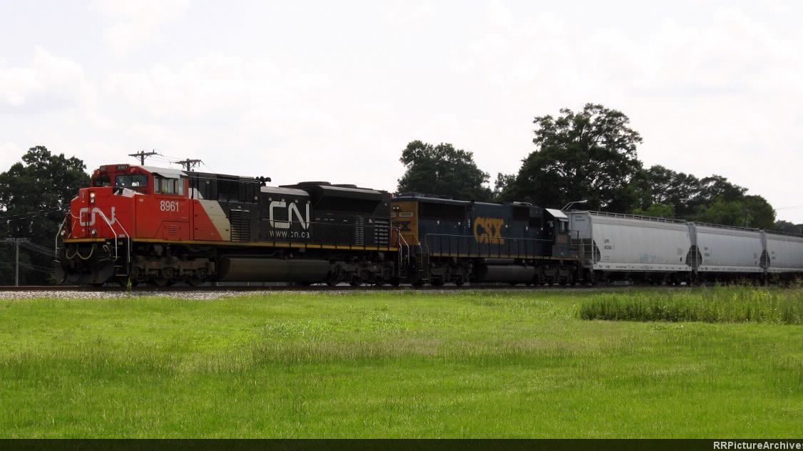 CN 8961 SD70M-2